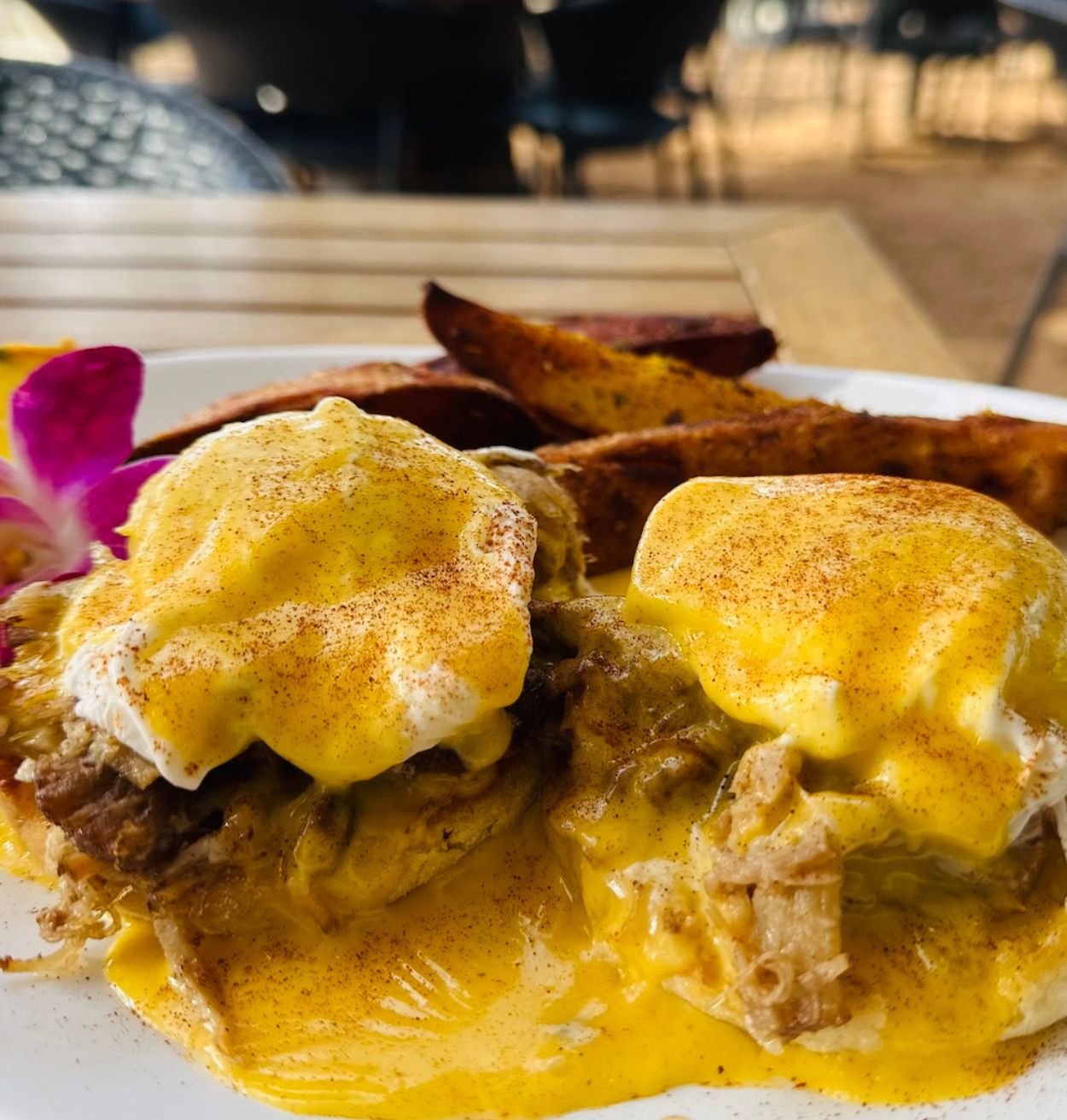 Kalua Pork Benedict Recipe with Gochujang Sauce 🔥 - Cooking Sessions